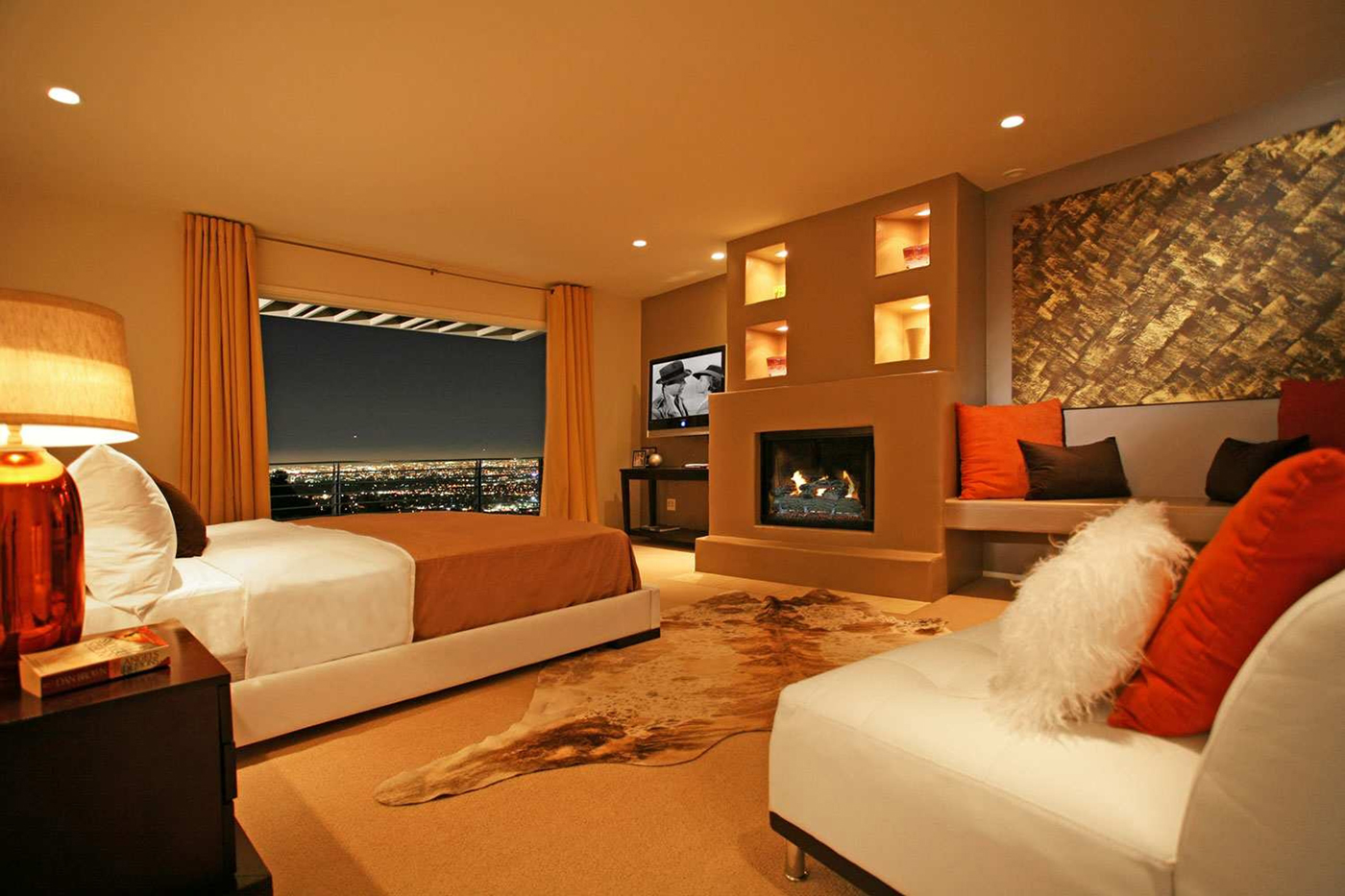 Winona Ryder Sells Sunset Strip Home - WORLD PROPERTY JOURNAL Global ...