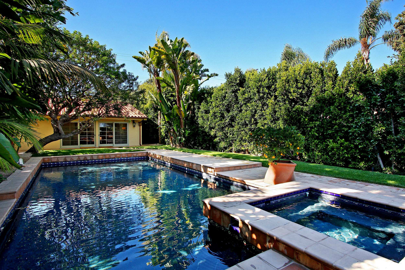 'Twilight' Stars Home Goes on the Market - WORLD PROPERTY JOURNAL ...