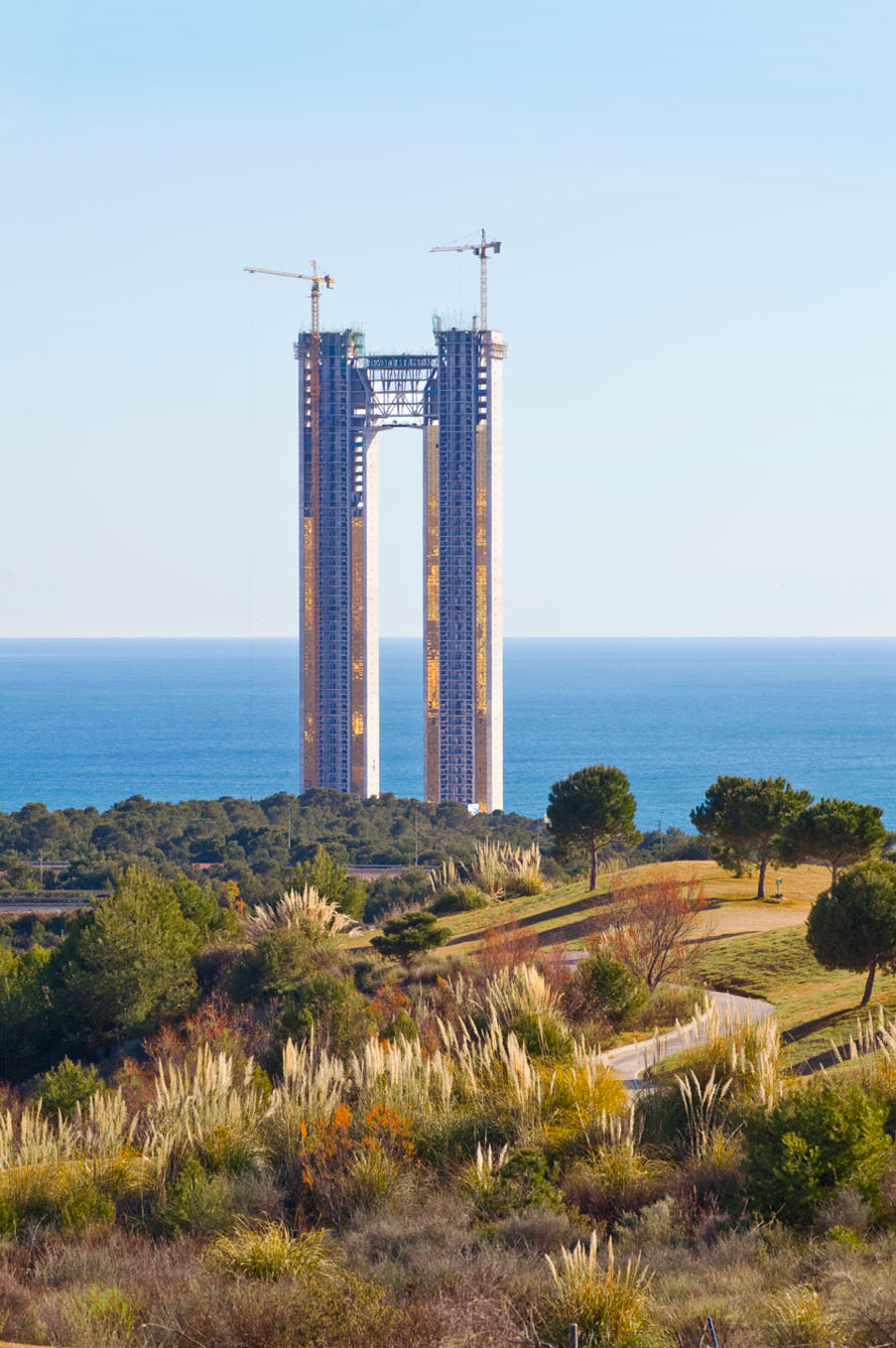 Tale of Spanish Skyscraper Takes a New Twist - WORLD PROPERTY JOURNAL ...