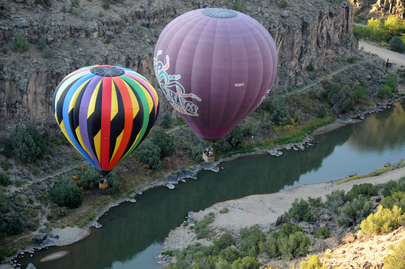 Ballooning the Rio Grande Gorge - WORLD PROPERTY JOURNAL Global News Center